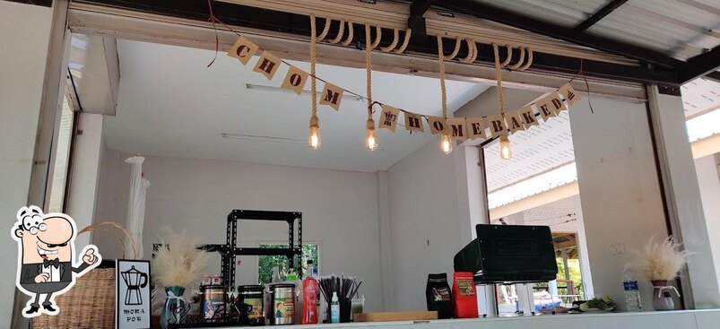 Menu at CHOM Cafe สาขาเขื่อนอุบลรัตน์, Khuean Ubolratana