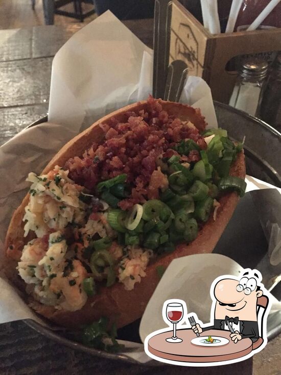 Pier 76 Fish Grill, 95 Pine Ave in Long Beach - Restaurant menu and reviews