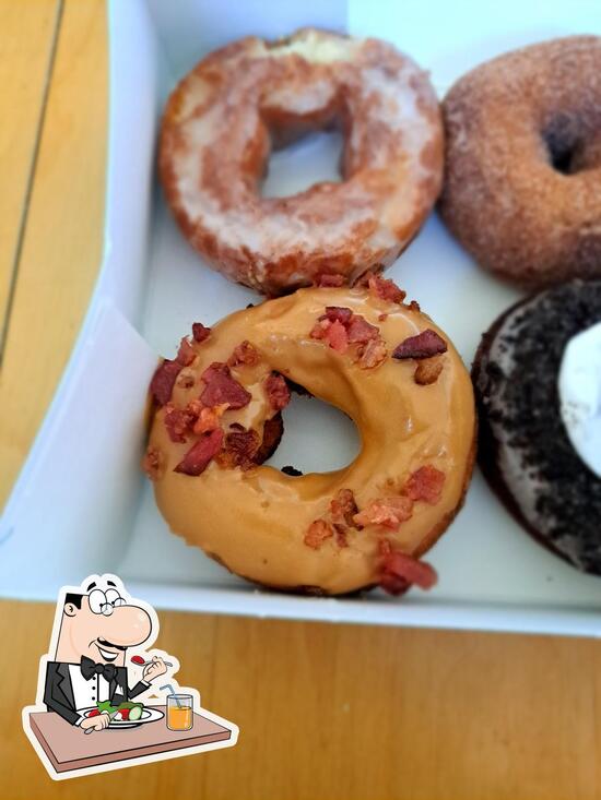Maverick's Donuts, Orleans in Ottawa - Restaurant menu and reviews