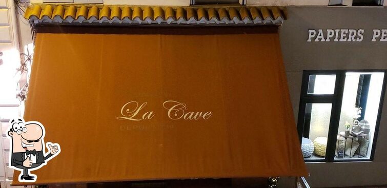 Menu at La Cave restaurant, Cannes