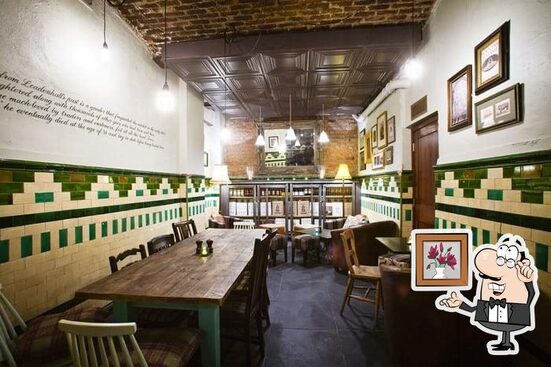 Old Tom's Bar in London - Restaurant menu and reviews
