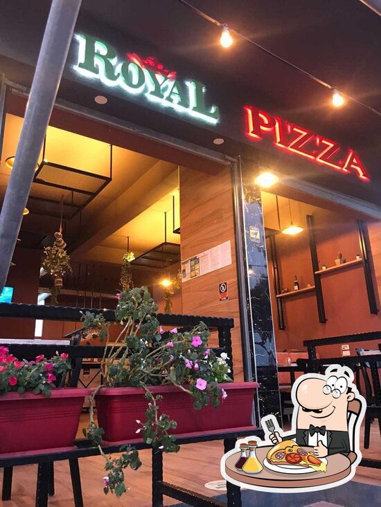 Menu at Royal Pizza restaurant, Sarandë