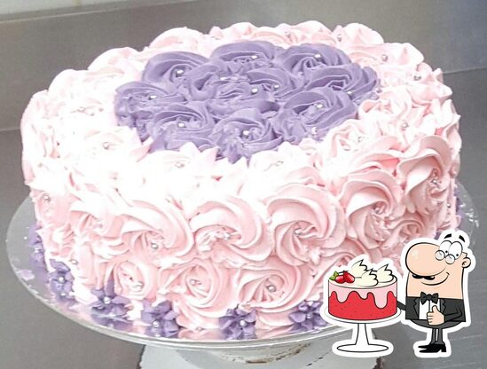 The Cake Palace in Hassall Grove