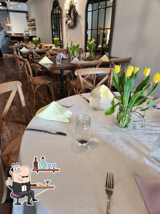 Farm to Table Catering and Cafe by Filomena, Nesconset - Restaurant ...