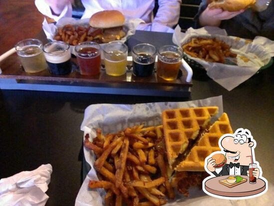 Four Pegs in Louisville - Restaurant menu and reviews
