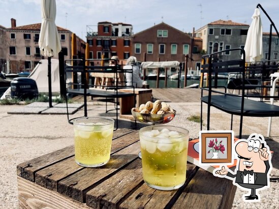 Docks cafe, Venice - Restaurant menu, prices and reviews