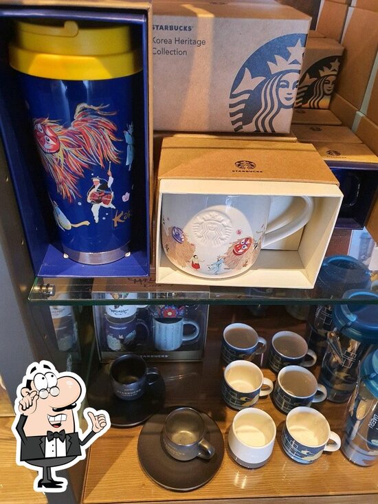 Menu at Starbucks, Daegu, 577