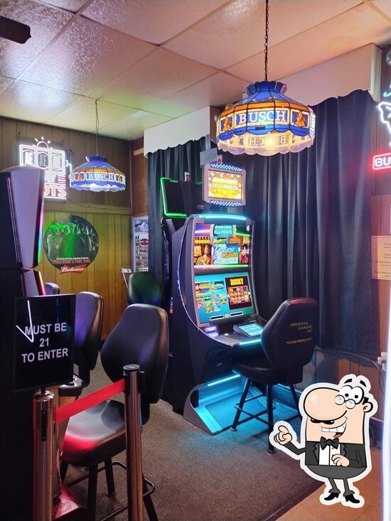 Castle's Patio Inn, Peoria - Restaurant menu, prices and reviews
