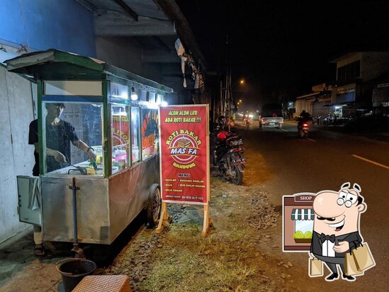 ROTI BAKAR MAS FA, Gandrungmanis