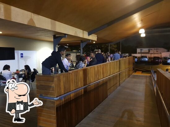 Gallopers Sports Club, Ascot - Restaurant menu, prices and reviews