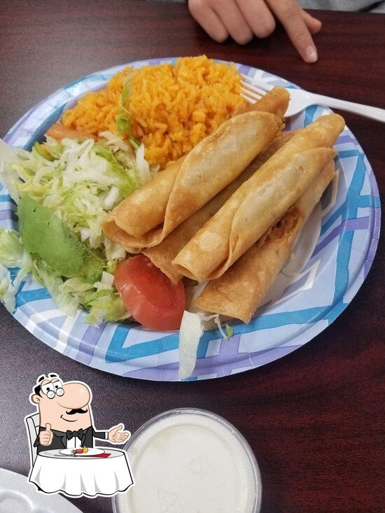Chicken Pullita in Irving - Restaurant menu and reviews