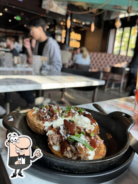 Broken Spirits Distillery in Long Beach - Restaurant menu and reviews