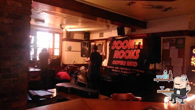 The Bull Inn, Totnes - Restaurant menu, prices and reviews