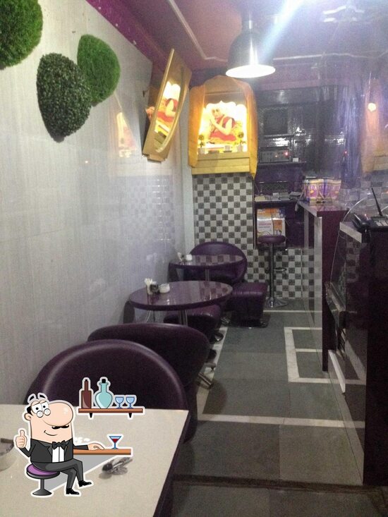 Good Luck Cafe, New Delhi, 20-B - Restaurant reviews