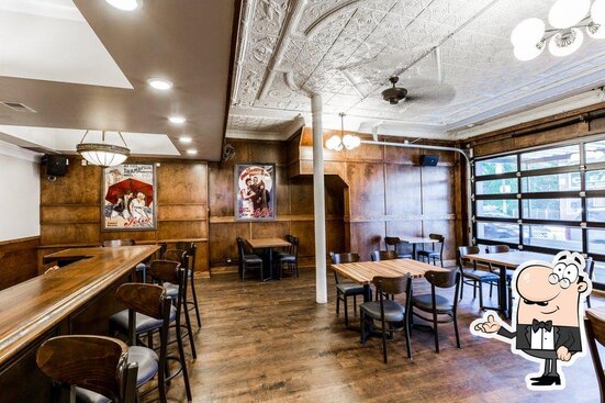The Reveler in Chicago - Restaurant menu and reviews