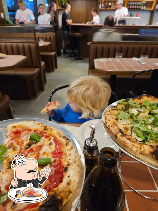 Noona's Pizzeria in Thrumster - Restaurant menu and reviews