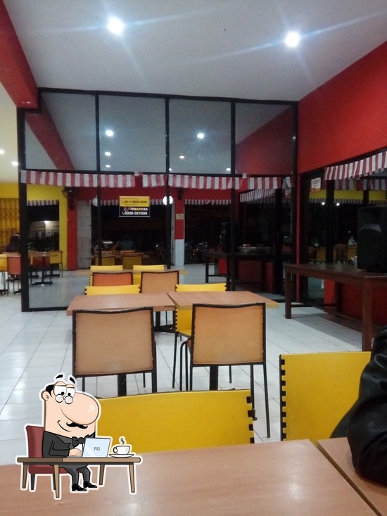 C' Bezt Fried Chicken Kencong-Wonorejo restaurant, Jember - Restaurant ...