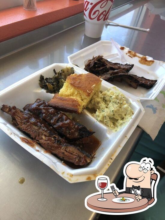 Menu at Willie G's Bbq And Fish, Lufkin