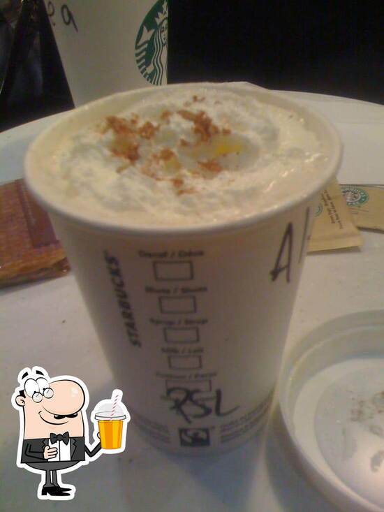 Menu at Starbucks cafe, Paris, 90 Av. Victor Hugo