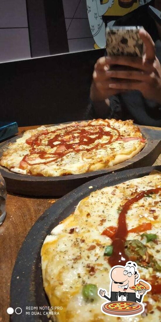 Crazy Cheesy Sadashiv Peth, Pune, Khau Galli - Restaurant menu and reviews