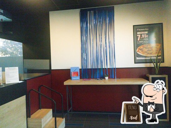 Menu at Domino's Pizza restaurant, Verona