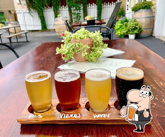 Laurentide Beer Company, Penn Yan - Restaurant menu, prices and reviews