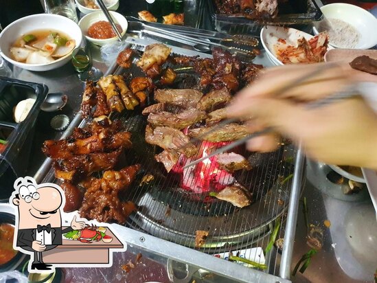 Pyeongwon Charcoal-grilled Pork Galbi (Pyeongwon Sutbul Dwaeji Galbi ...