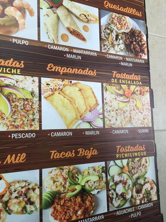 Menu at THE HAPPY FISH restaurant, Guadalajara, Calz. del Águila 878