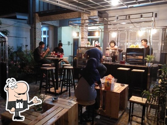 Menu at Outline Barbershop & Coffee, Batam
