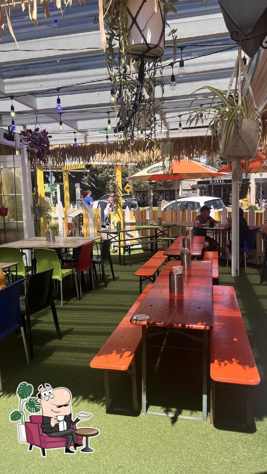 George's Beach Club, Raglan - Restaurant menu, prices and reviews