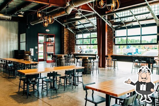 Menu at Warped Wing Barrel Room & Smokery - Springboro, Springboro