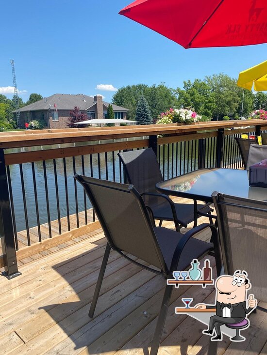 Menu at Cove's Landing restaurant, Lakeshore