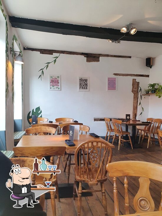 TwentyTwo, Worcester - Restaurant menu, prices and reviews