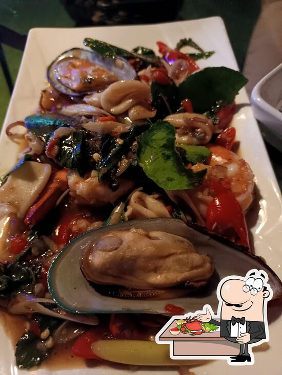 Argus Rooftop Bar, Nai Mueang - Restaurant reviews