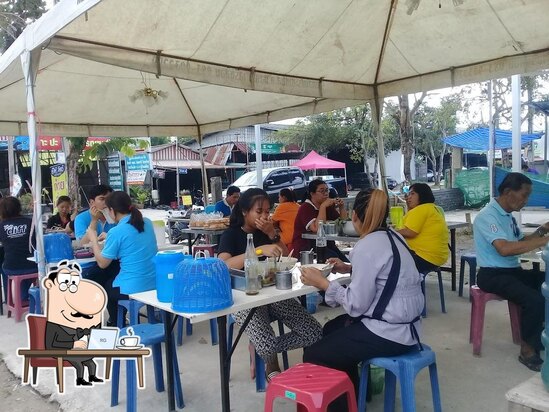 Menu at Ratchaphruek Village restaurant, Pak Kret