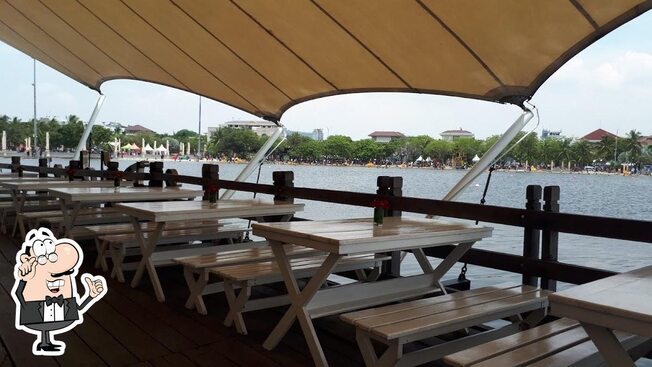 Le Bridge, North Jakarta - Restaurant menu, prices and reviews