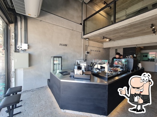 FLOW cafe, Ban Phra - Restaurant reviews