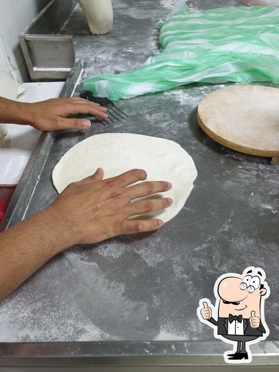 Menu at NOOR AL FANOOS BAKERY مخبز نور الفانوس, Dubai