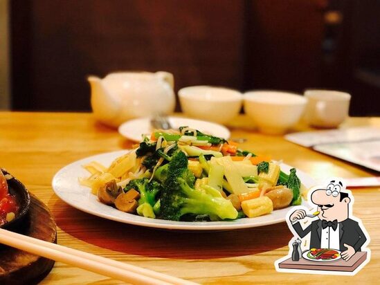 Menu at New Golden Emperor Thai and Chinese Restaurant, Kirrawee