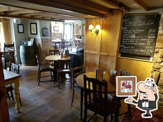 Menu at Smuggler's Inn Pub Restaurant & Accommodation, Weymouth ...