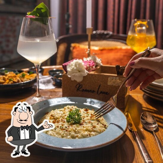 Romeo Lane, Gurugram - Restaurant menu, prices and reviews