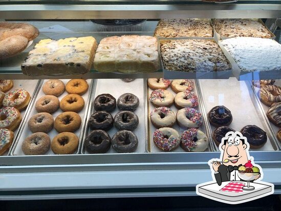 Servatii Pastry Shop Hyde Park, 3824 Paxton Ave in Cincinnati ...