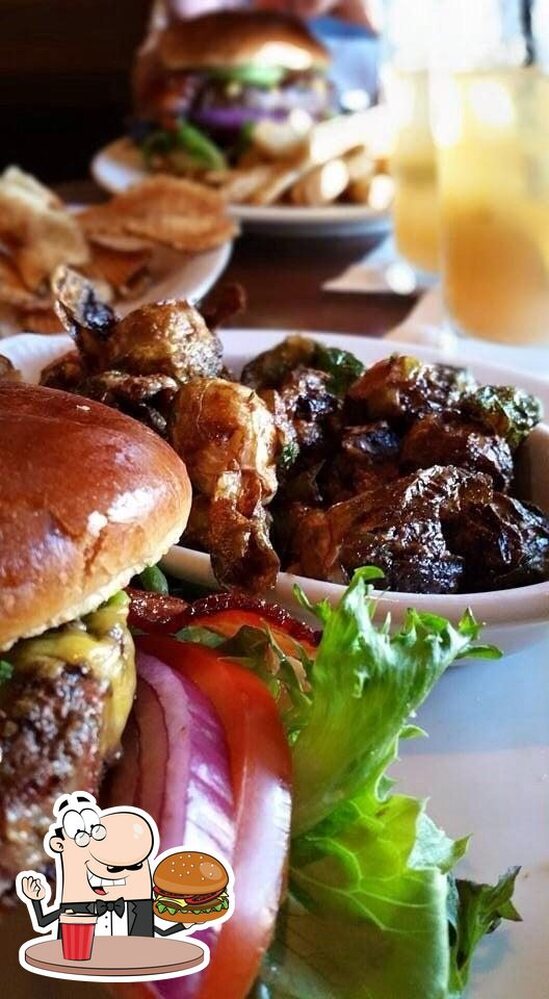Adolfo Grill & Daily Bar, Camarillo - Carta del restaurante y opiniones