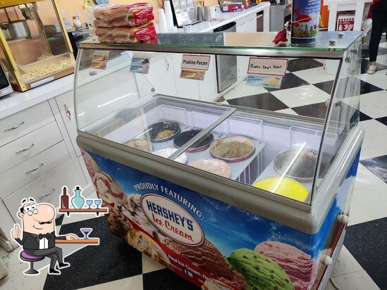 Taylor's Dairy Store, Elwood - Restaurant menu, prices and reviews