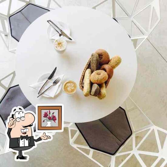 Fen Cafe & Restaurant - Lagoon Branch, Sharjah