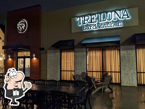 Tre Luna Bar and Kitchen in Hoover - Restaurant menu and reviews