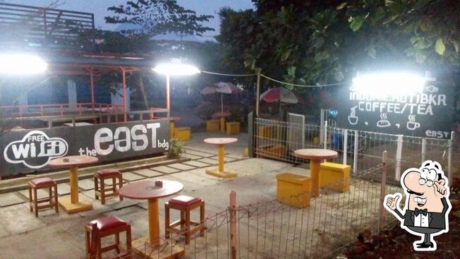 Café The East Bandung, Bandung, Jl. Soekarno-Hata - Opiniones del ...
