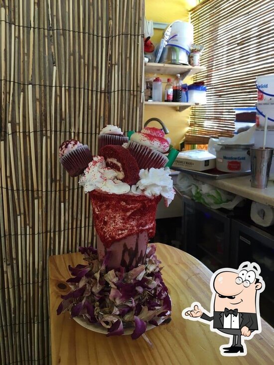 Volcano Shakes, Honolulu - Restaurant menu, prices and reviews