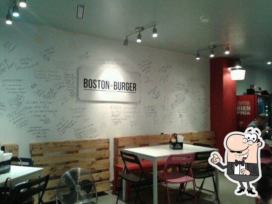 Menu at Boston Burger restaurant, Santo Domingo