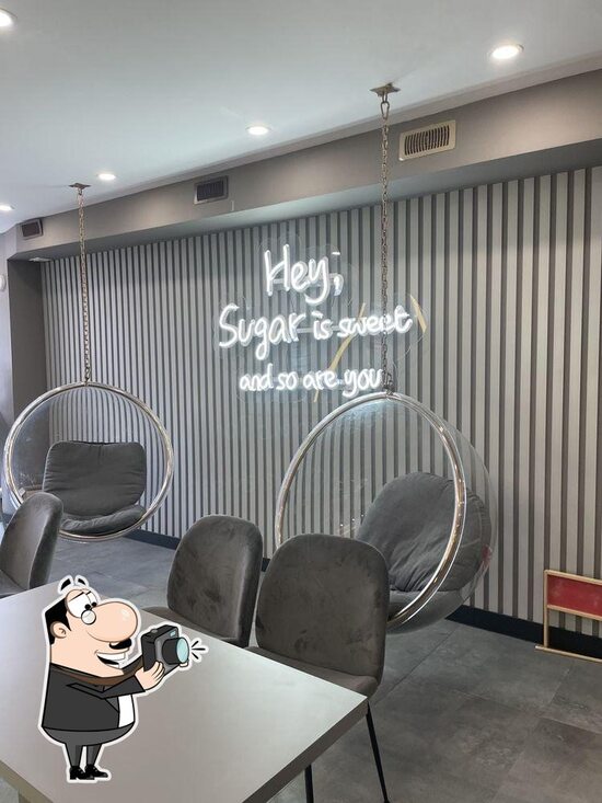 Hey Sugar, 449 Dundas St W in Toronto - Restaurant reviews